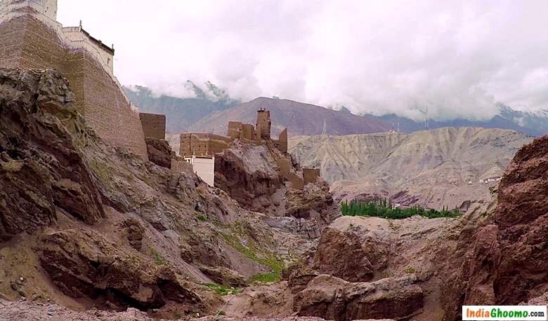 Ladakh – Basgo Monastery and Basgo Palace | Must Visit! — World Ghoomo